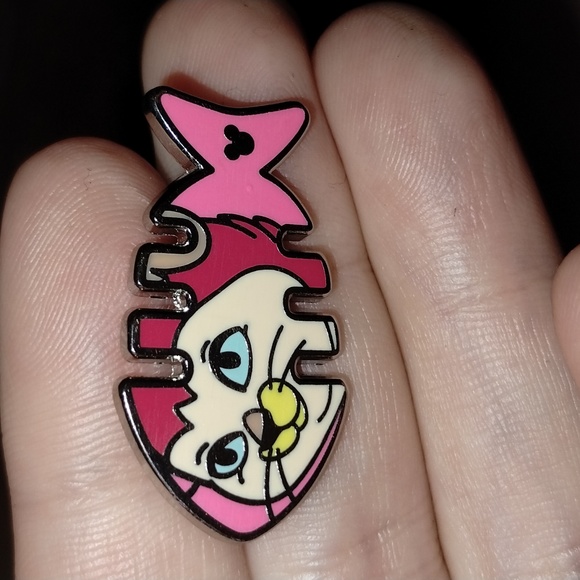 Disney | Accessories | Disney Trading Pin Hong Kong Exclusive Dina From ...